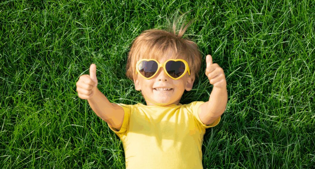 Zo houd je je kind in de vakantie slim en blij