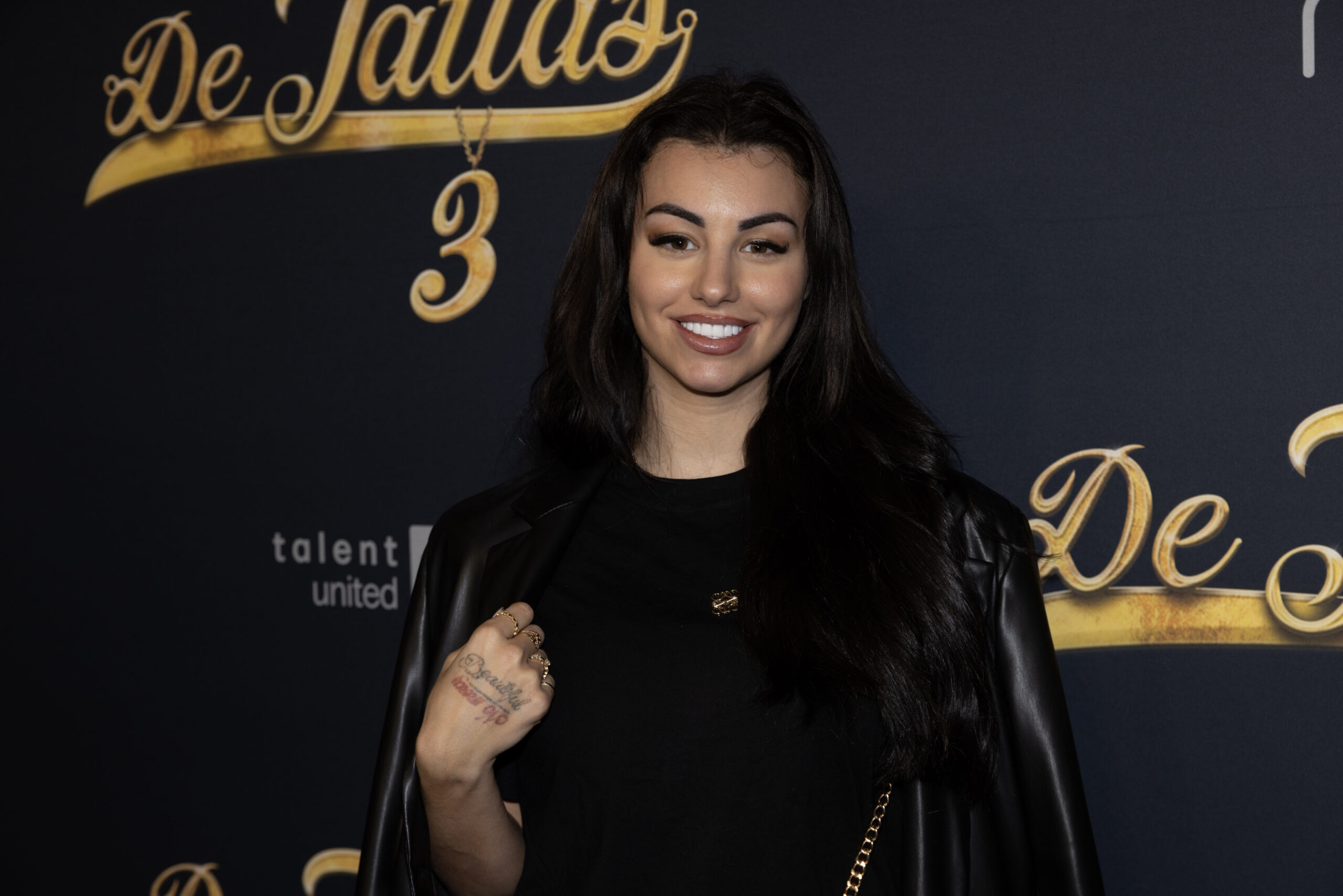 Ayleen Bella kreeg doodsbedreigingen na opvoedkeuze