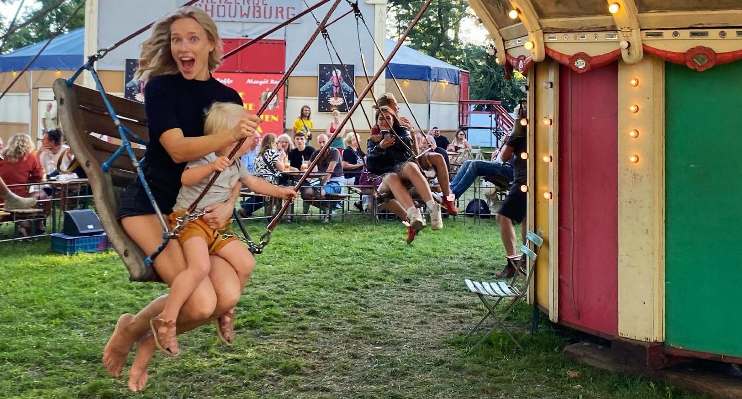 Jennifer Hoffman over haar 2-jarige zoon: 'Hij spreekt twee talen en is ...