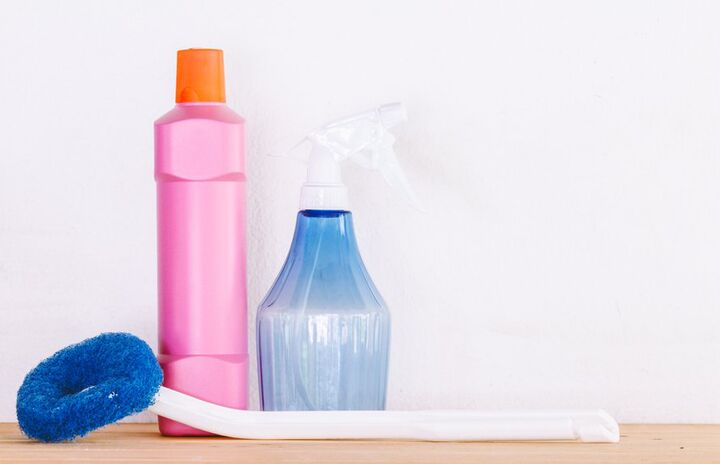 Vergiftiging bij kinderen: alles over de symptomen én behandeling