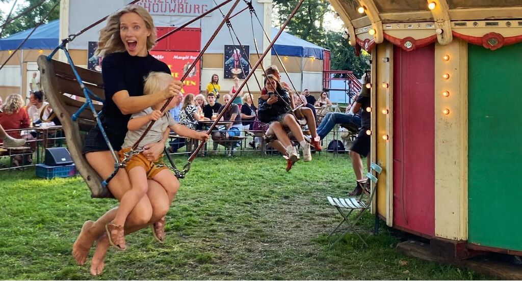 Jennifer Hoffman over haar 2-jarige zoon: 'Hij spreekt twee talen en is ...