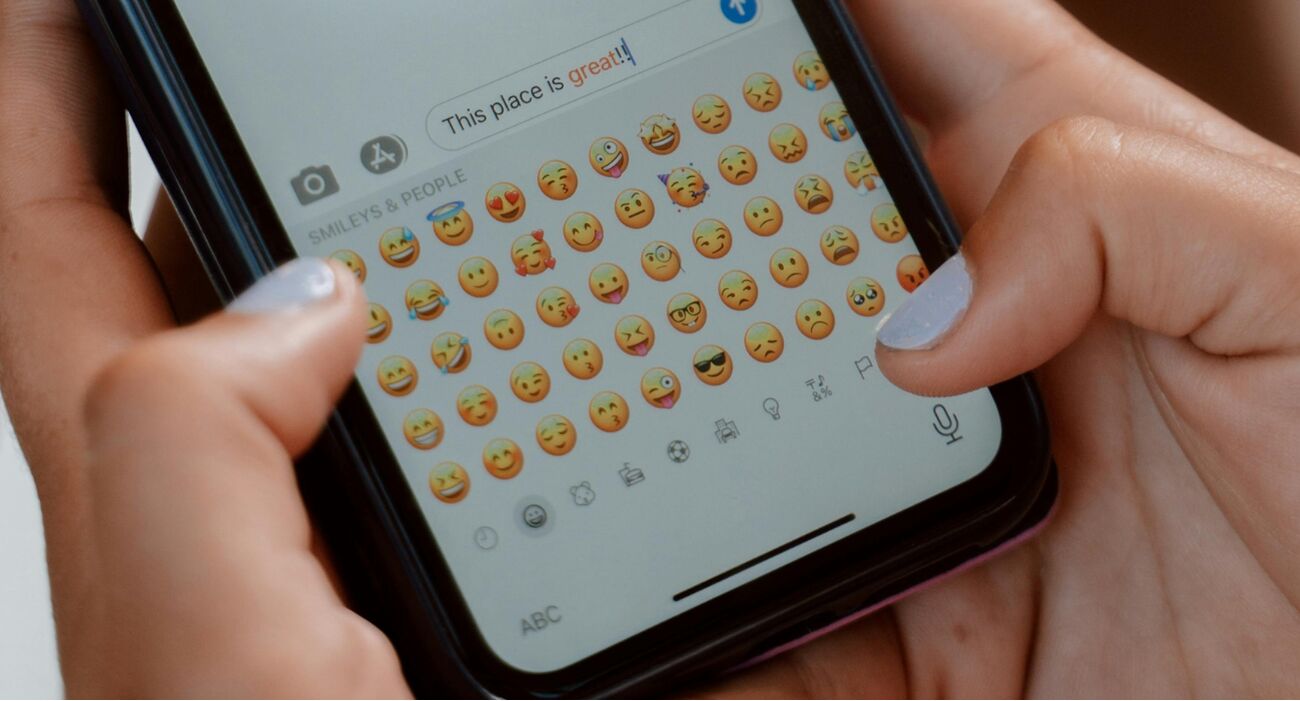 Tiener taal: dit zijn de verborgen betekenissen achter emoticons