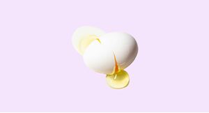 Moeder veroordeeld na breken rauw ei op hoofd dochter op TikTok