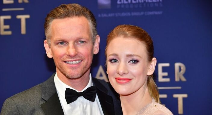 Noortje Herlaar en Barry Atsma hebben geweldig babynieuws